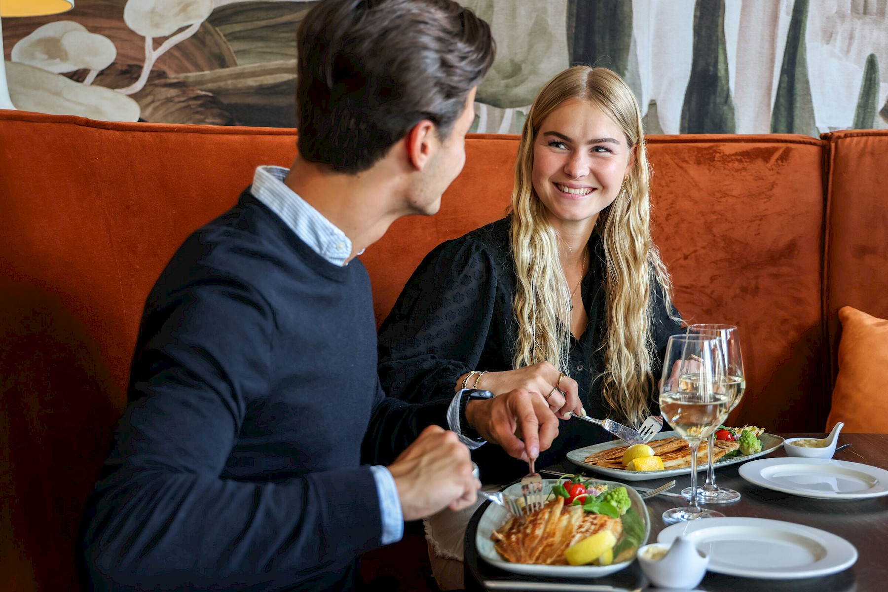 TOOS Restaurant