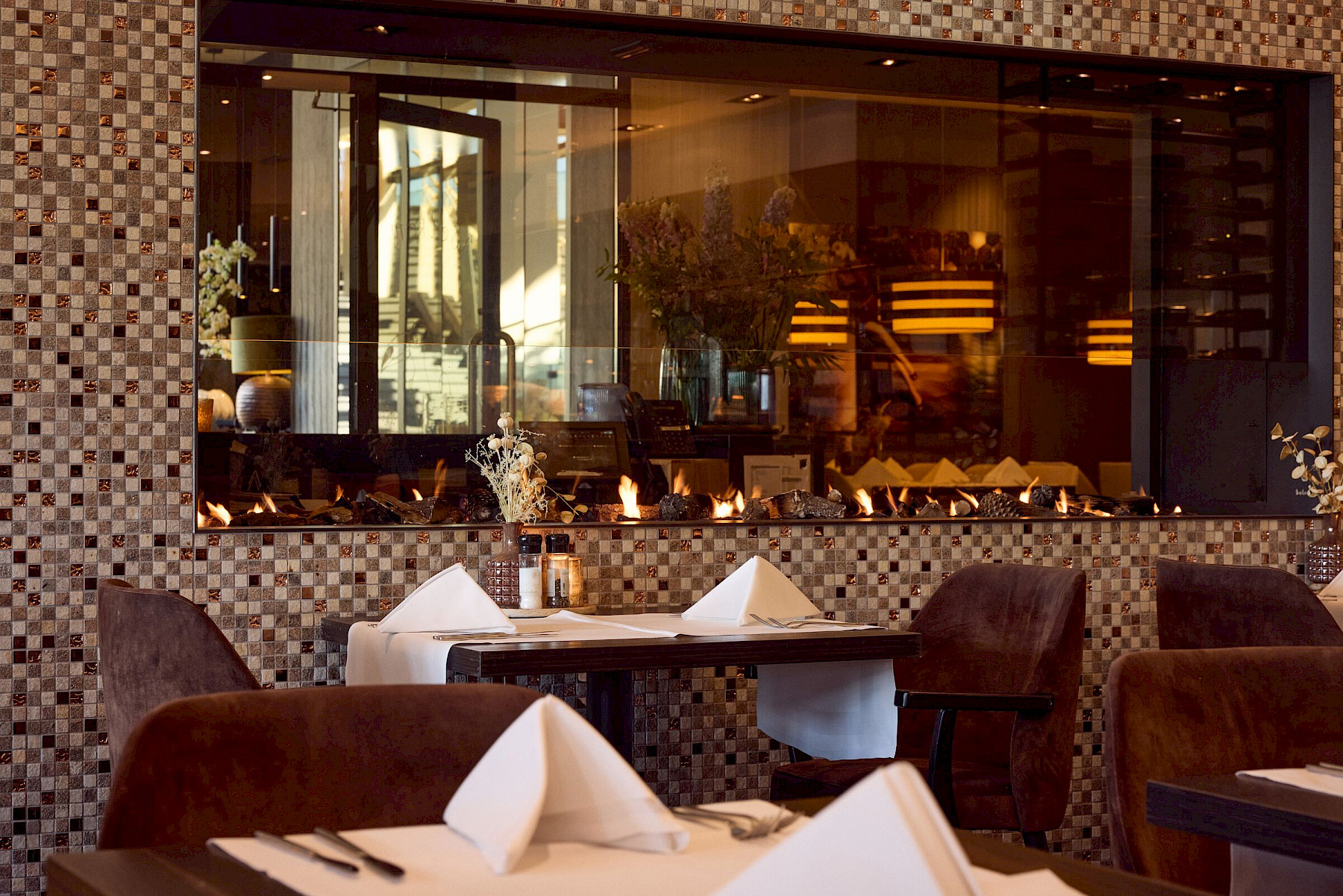 TOOS Restaurant